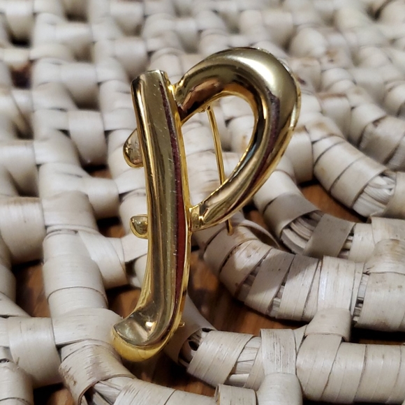 Jewelry | Letter P Pin | Poshmark